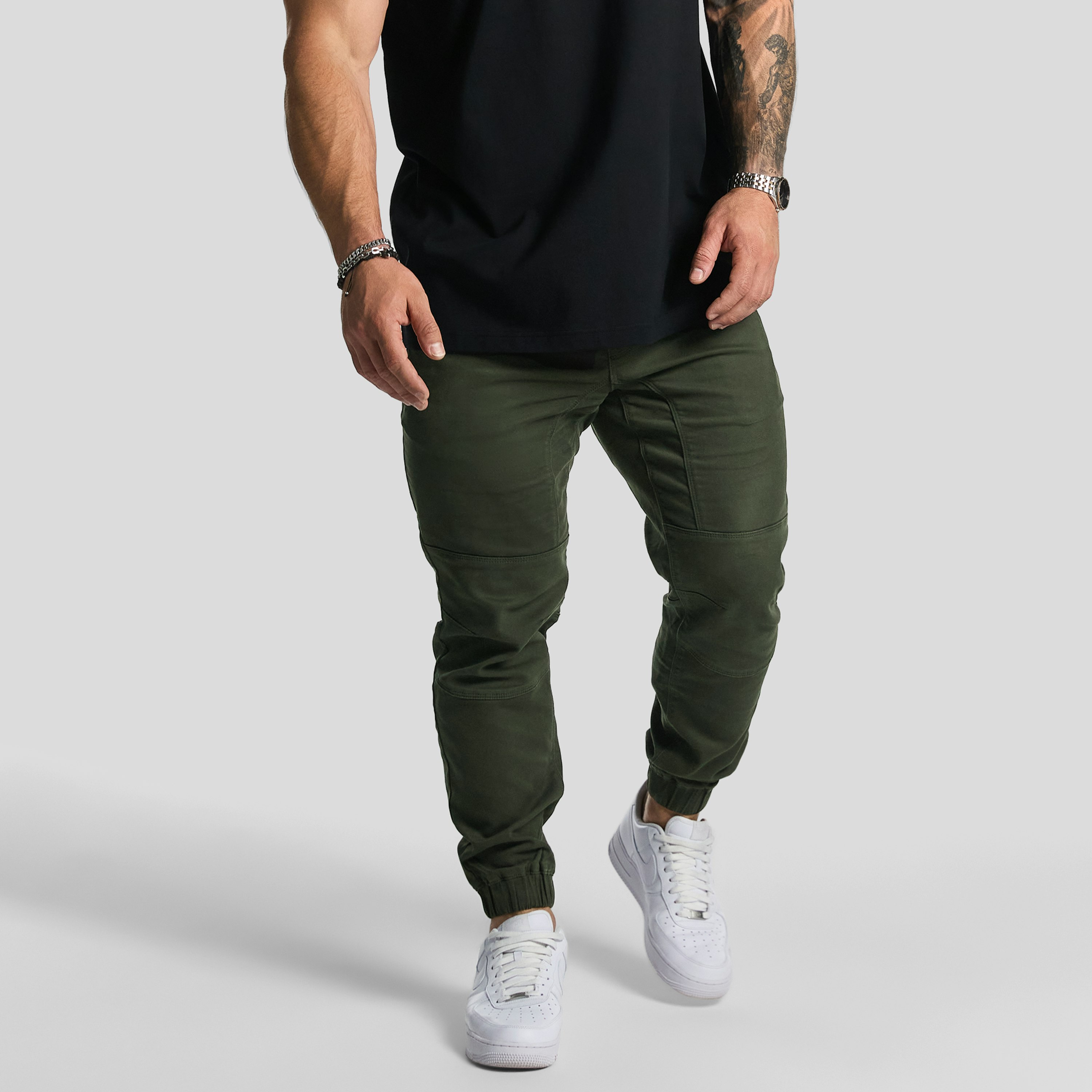 Miltary Colton Elastic Waist Cuffed Pants | AXL+CO by Connor